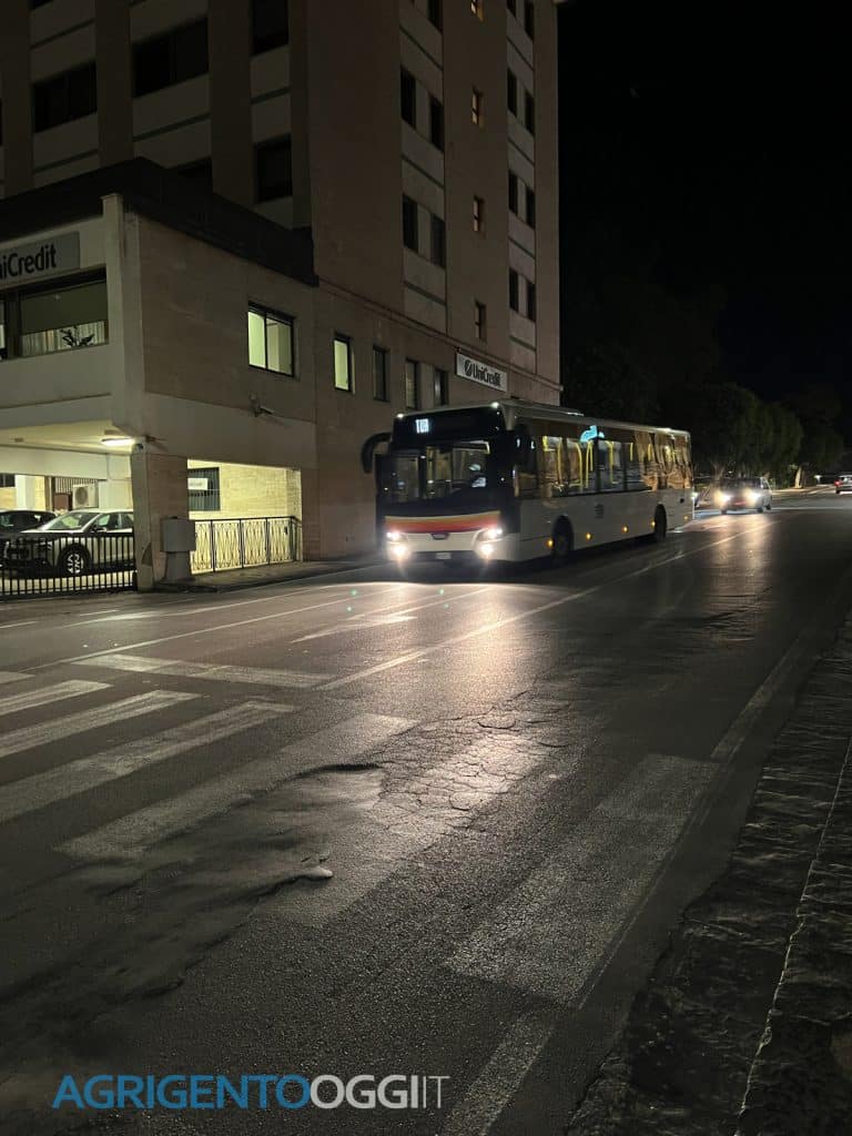 piazza marconi stazione tua autobus trasporti urban - AgrigentoOggi