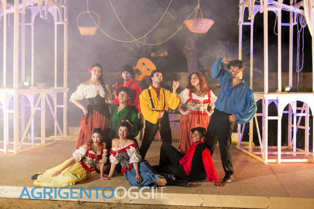 "Picciotti Show": Marco Savatteri incanta con un viaggio teatrale nella ...